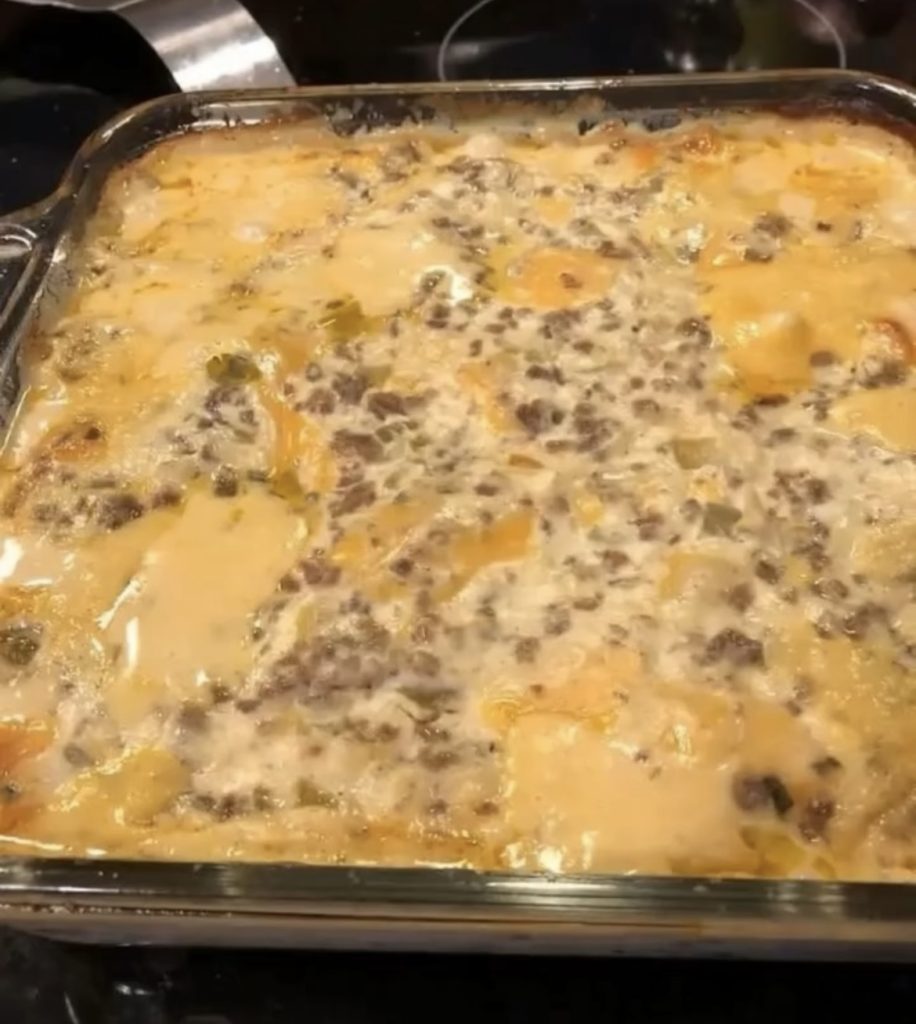 Creamy Scalloped Potatoes and Ground Beef Casserole – Easy Foods